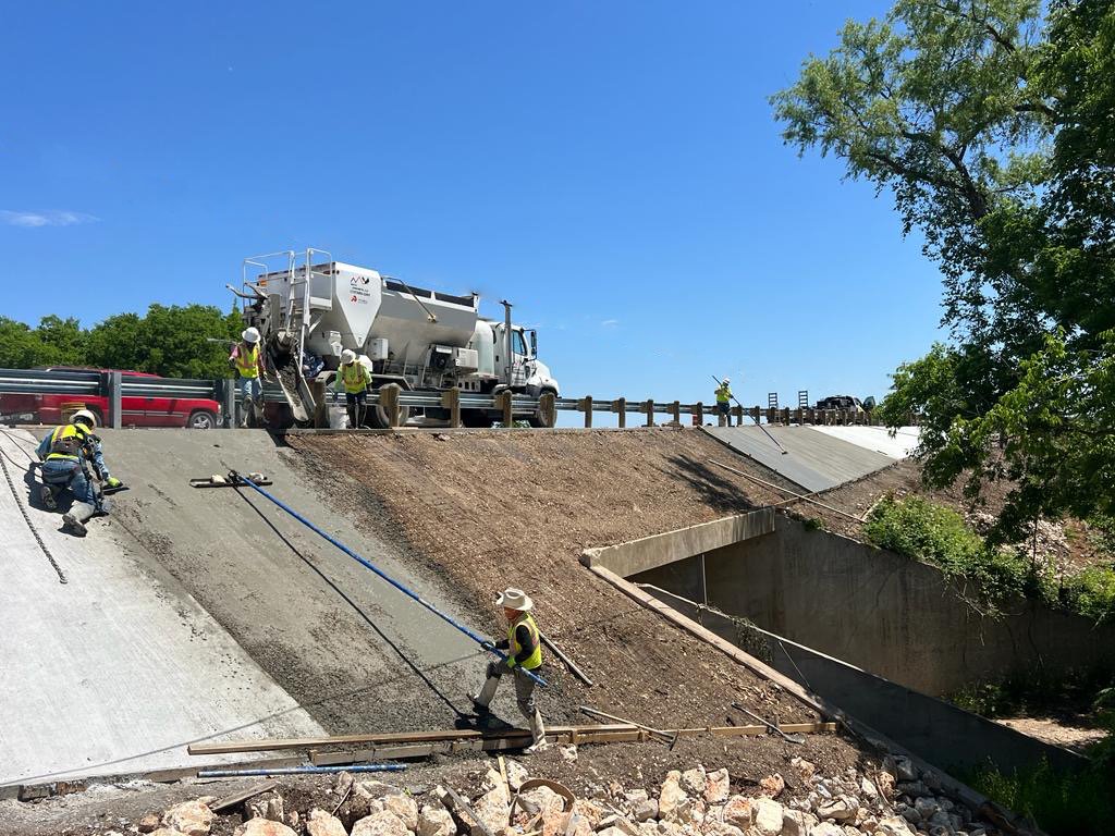 High-Quality Ready Mix Concrete in TX | Maya Concrete